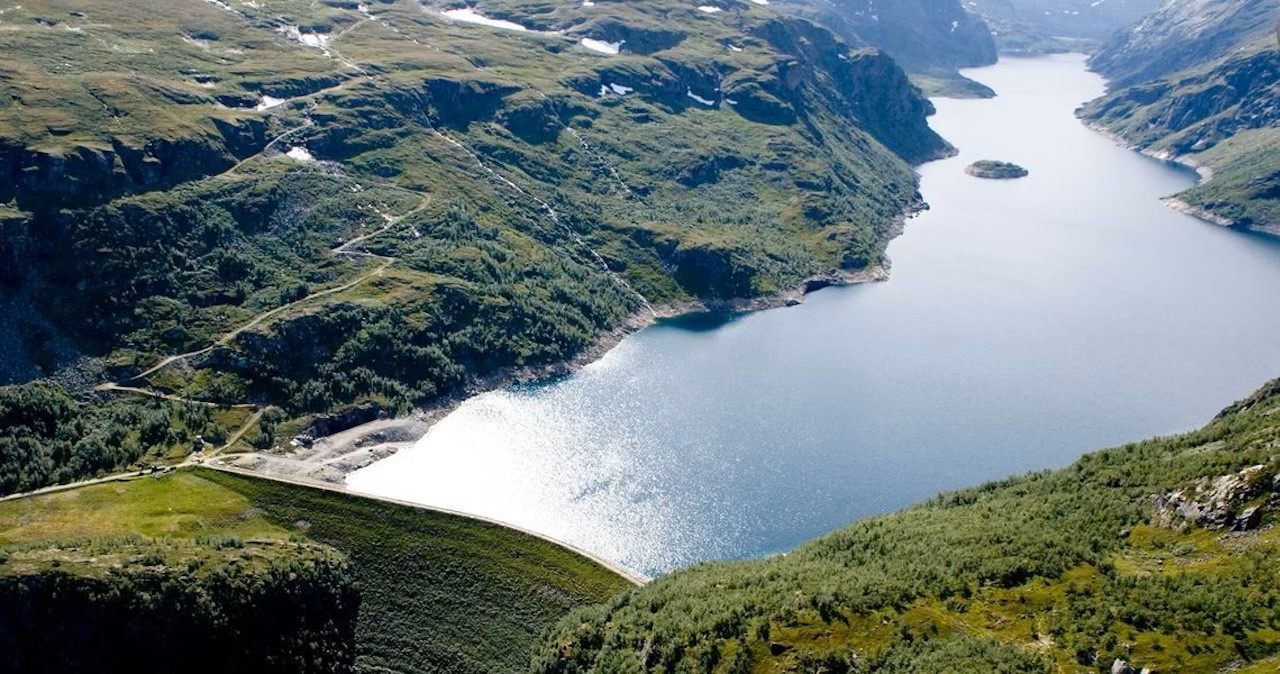 Hafslund Kraft improved inflow forecasting with an Azure platform for ...